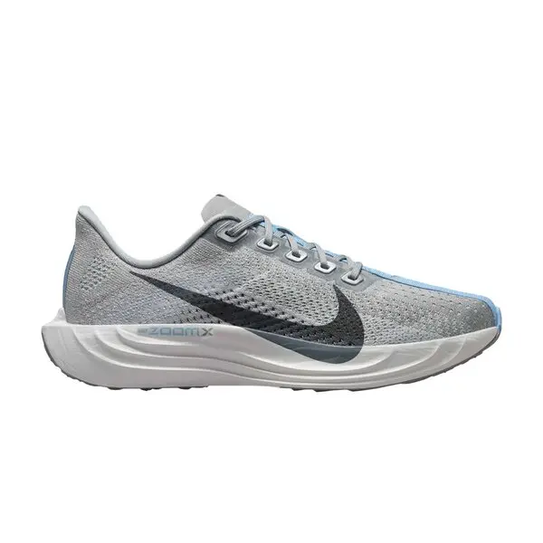 Nike Pegasus Plus Sneakers - Grey