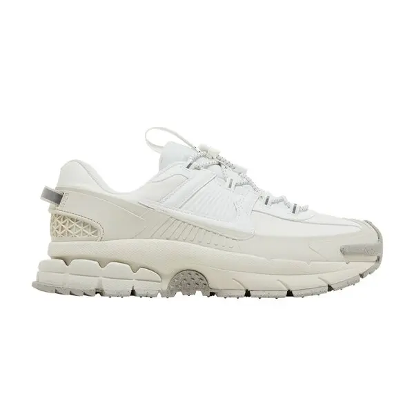 Nike Zoom Vomero Roam Sneakers