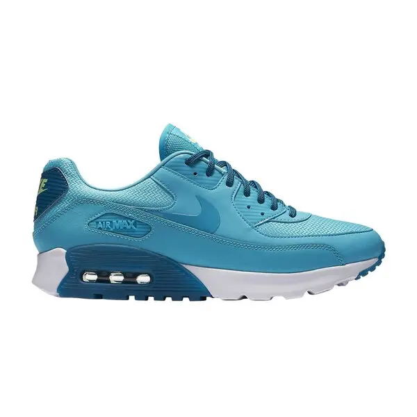 Nike Air Max 90 Ultra Essential Sneakers