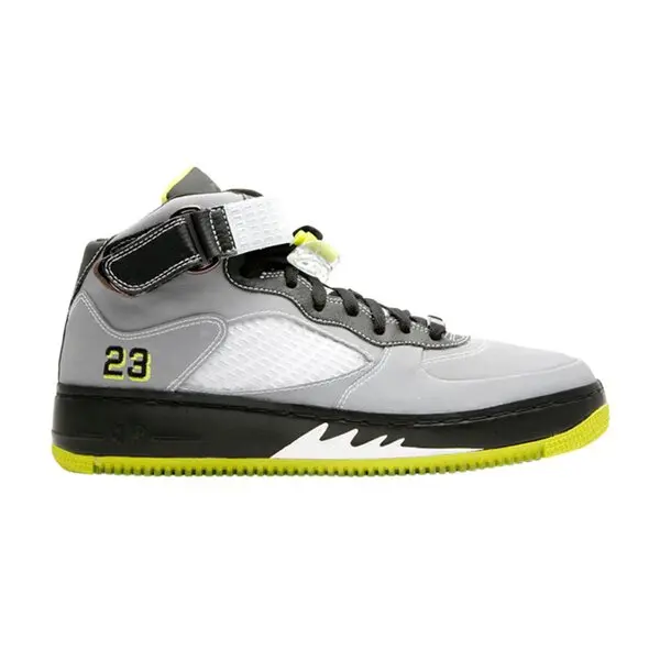 JORDAN Fusion 5 Sneakers - Grey
