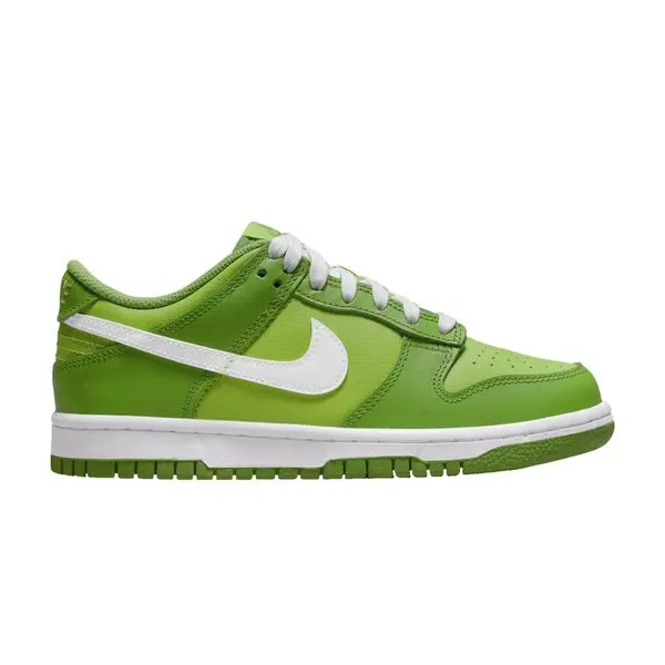Nike Dunk Low Sneakers - Green