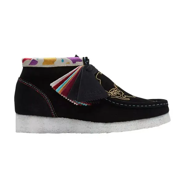 Clarks Wallabee Boot With Embroidery