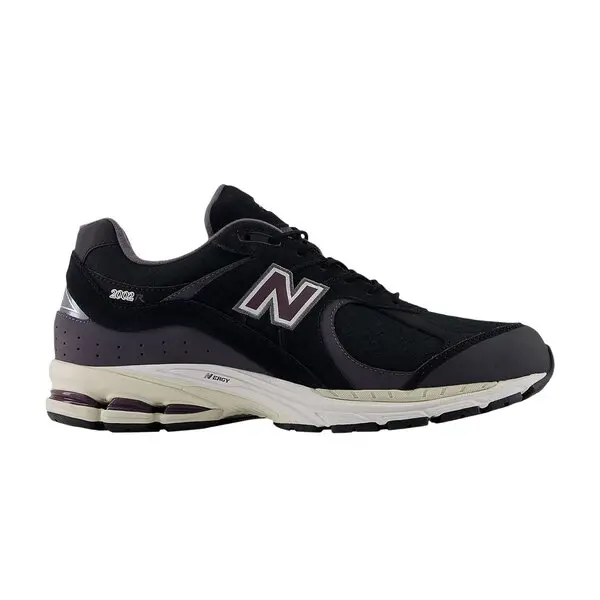 NEW BALANCE 2002r Gore-tex Sneakers - Black