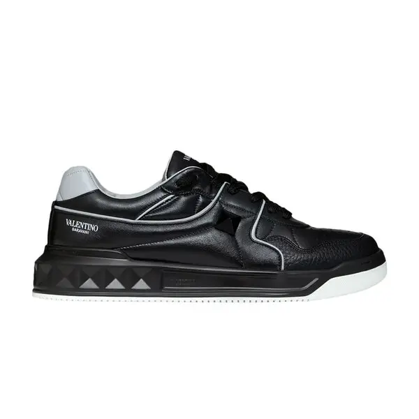 Valentino Garavani One Stud Low Top Sneakers
