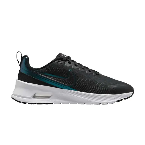Nike Air Max Nuaxis Sneakers