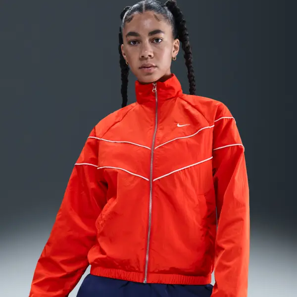 Nike Windrunner Loose Uv Woven Full-zip Jacket - Red