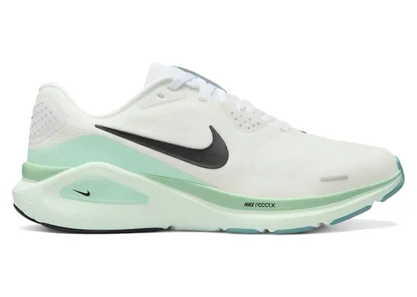 Nike Structure 26