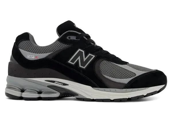 NEW BALANCE 2002r Sneakers - Black/castlerock