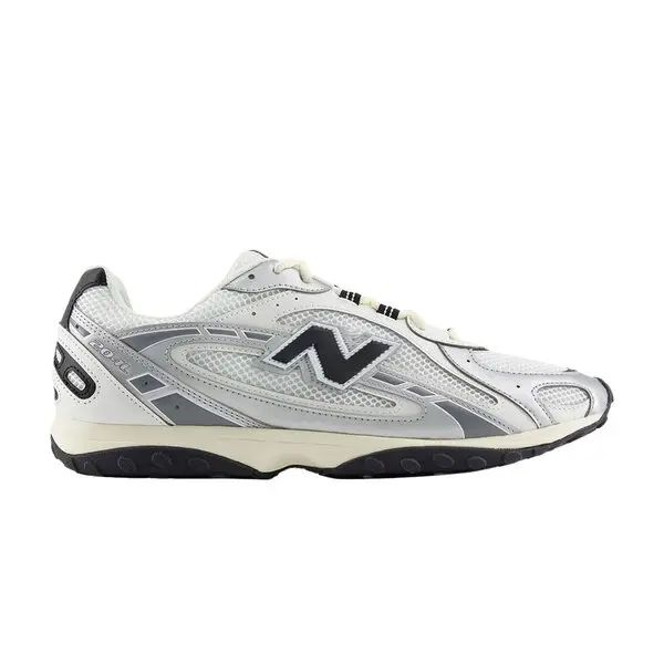 NEW BALANCE 204l Athletic Sneakers - White