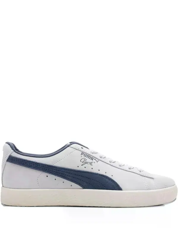 PUMA Clyde Suede Sneakers - Grey
