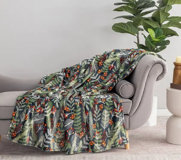 BERKSHIRE BLANKET Berkshire Holiday Artist Series 60x70 Printed Throw
