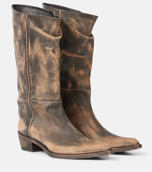 Khaite Clive 25 Leather Boots - Beige