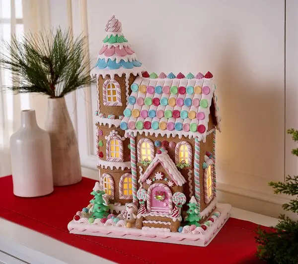 VALERIE PARR HILL 19' Illum Gingerbread Candy Castle Valerie