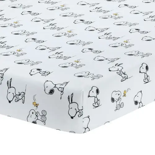 LAMBS & IVY Classic Snoopy 100% Cotton Fitted Baby Crib Sheet