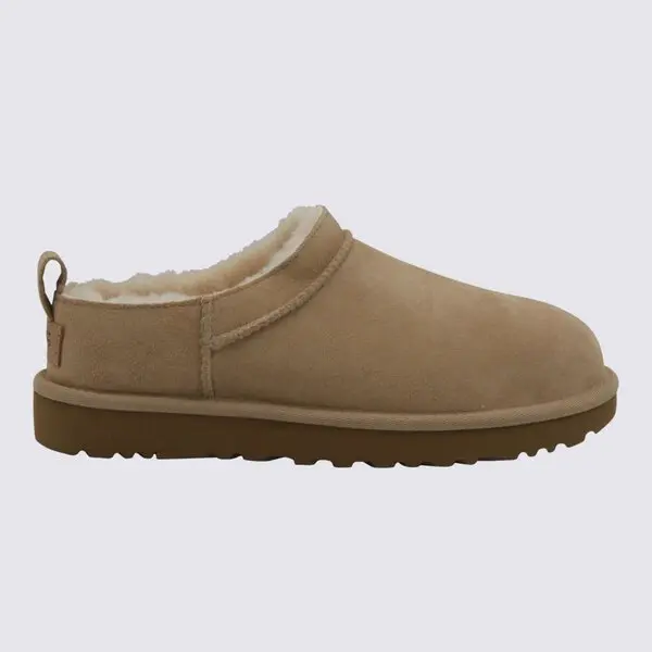 UGG Leather Flats - Beige