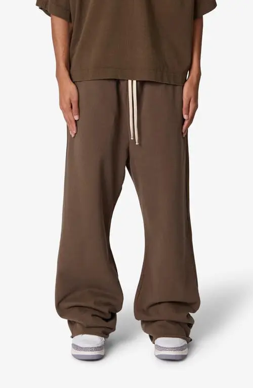 Mnml Ultra Baggy Cotton Fleece Sweatpants - Olive