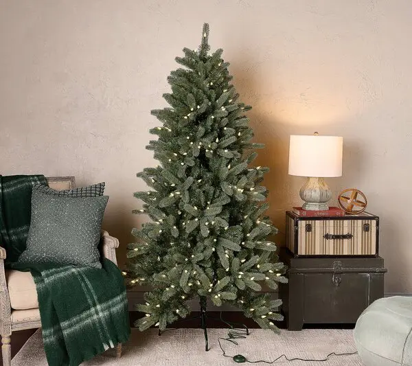 HOME REFLECTIONS 6' Led Colorado Spruce Tree W/ Remote