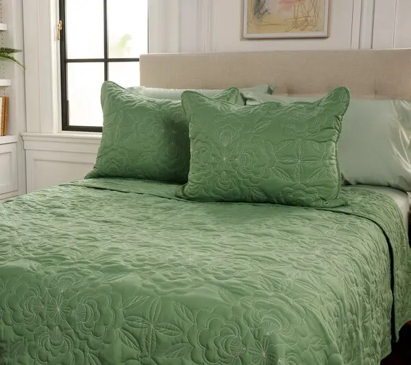 HOME REFLECTIONS Embroidered Coverlet- Sham Set King