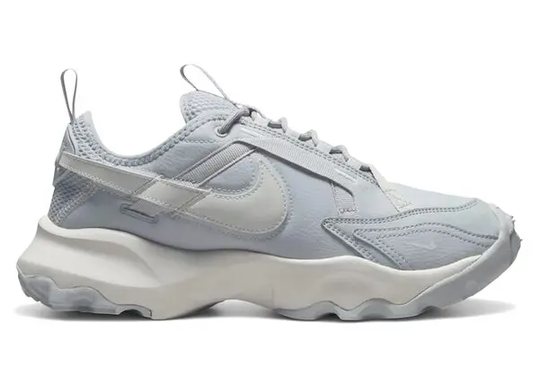 Nike Tc 7900 Sneakers - Wolf Grey/photon Dust/metallic Platinum