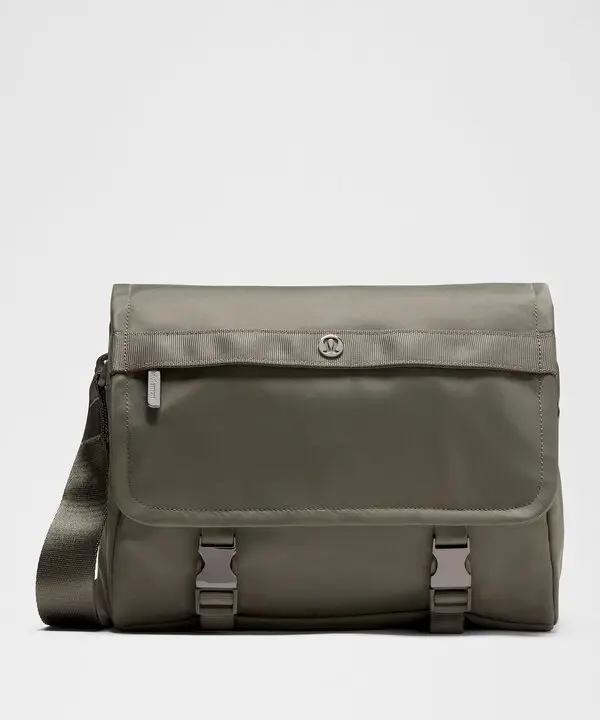 Lululemon Wunderlust Messenger Bag 6.5l - Army Green/gunmetal