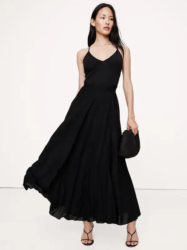Banana Republic Cross-Back Jersey Maxi Dress - Black | Editorialist