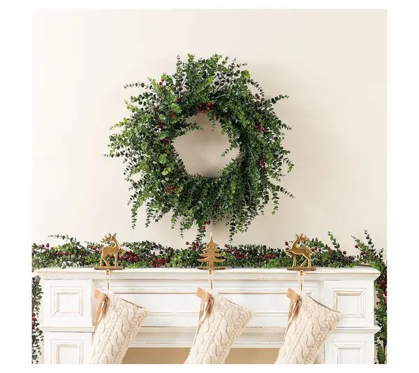 GLITZHOME 28' Christmas Greenery Eucalyptus Red Berries Wreath
