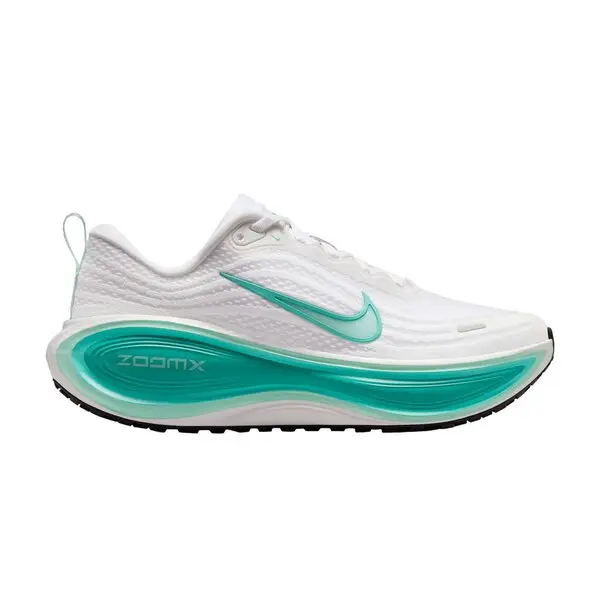 Nike Vomero Plus Sneakers