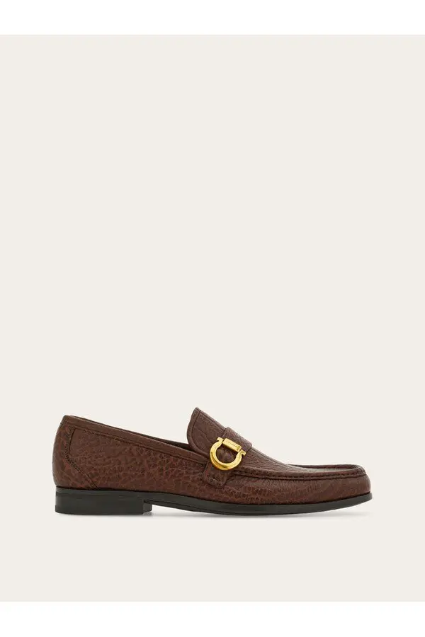 FERRAGAMO Gancini Loafer - Red