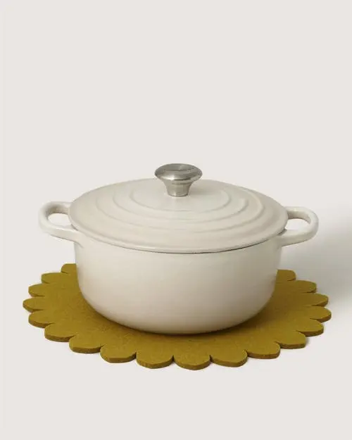 GRAF LANTZ Crest Merino Wool 12" Trivet - Dandelion
