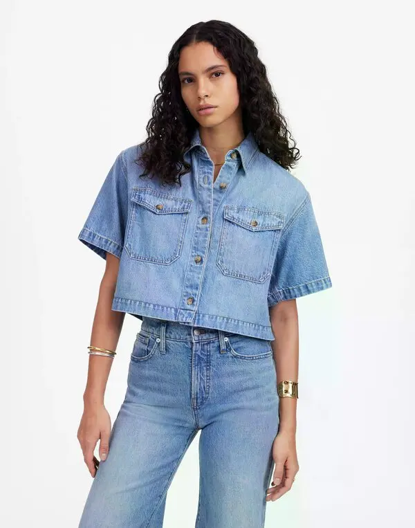 Madewell Boxy Crop Button-up Shirt In Airy Denim