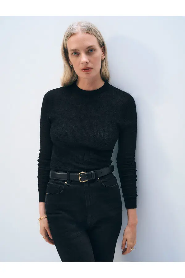 WHITE & WARREN Superfine Cashmere Blend Waffle Crewneck - Black