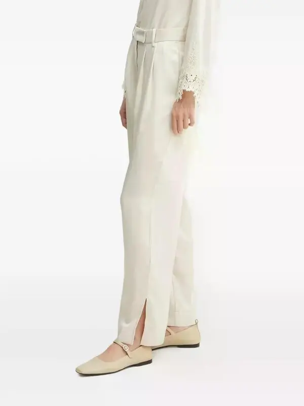 BRUUNS BAZAAR Pleated Side-slit Trousers