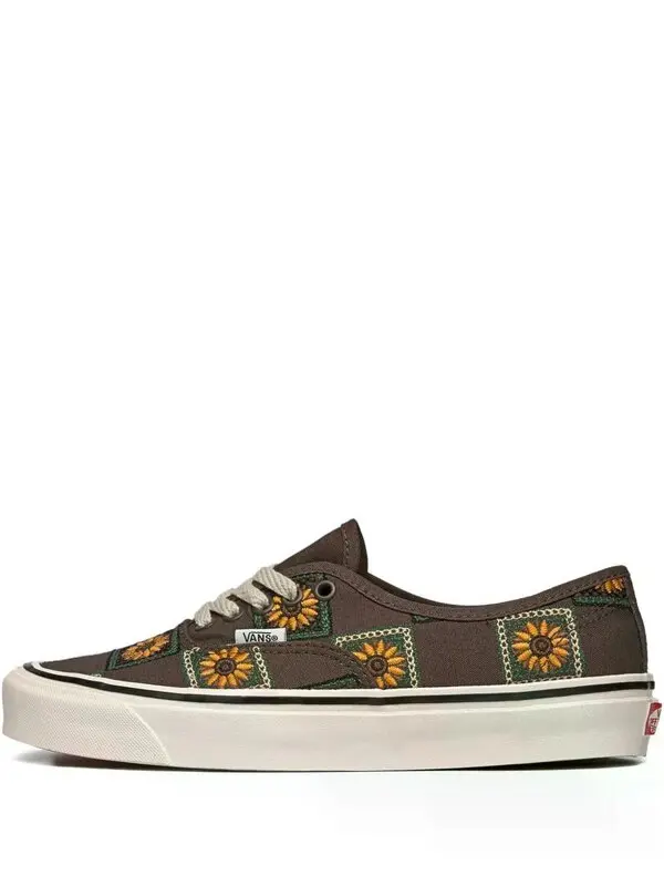 VANS Authentic 44 Dx Granny Check Sneakers