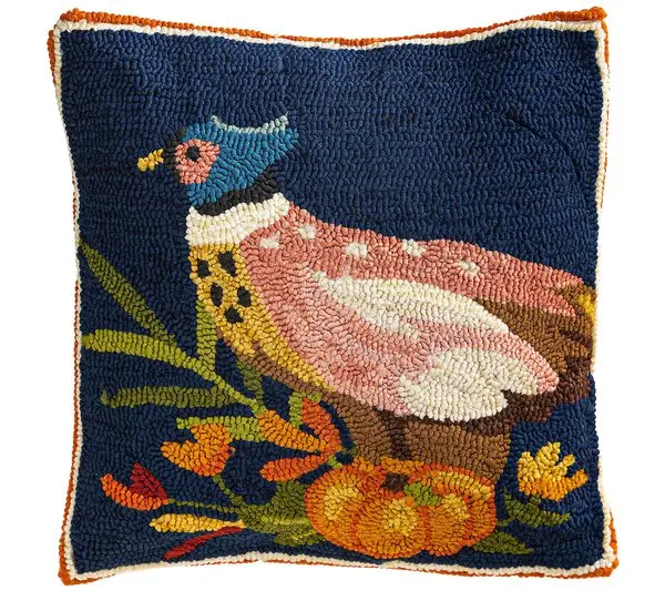 EVERGREEN Indoor/outdoor Pheasant Hooked Throw Illow