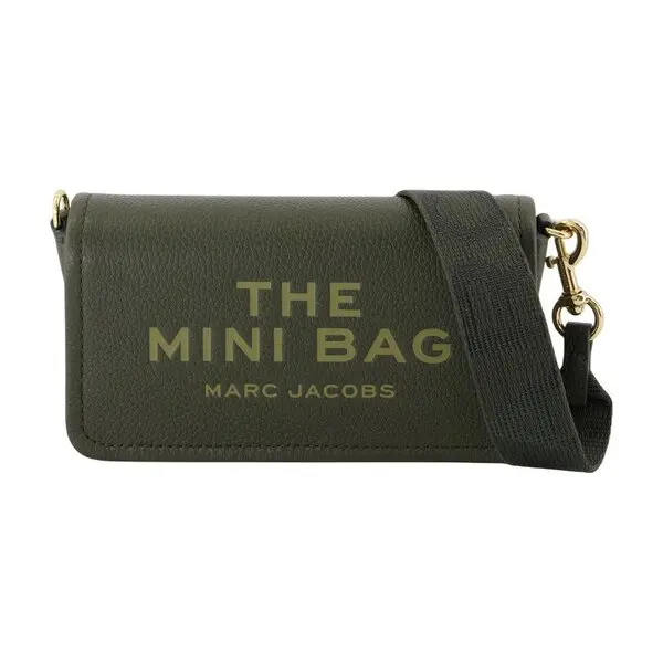 Marc Jacobs The Mini Wallet On Chain