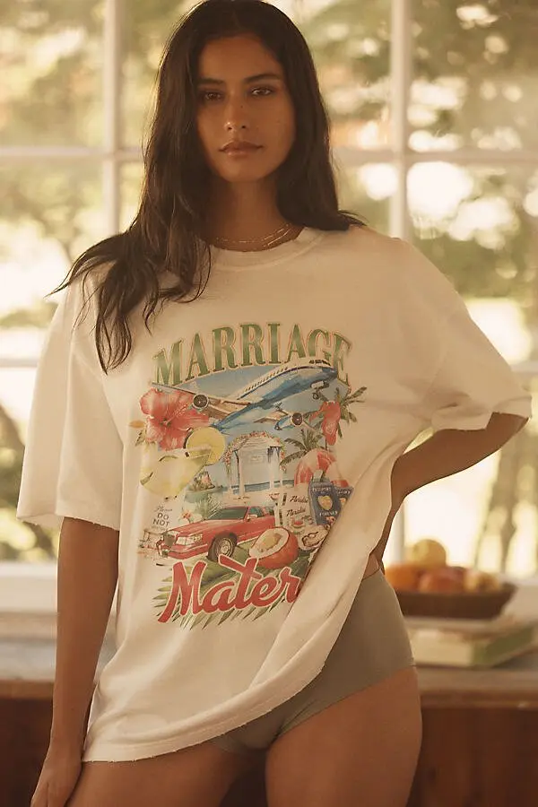 BRIDEMERCH Honeymoon Oversized Graphic T-shirt