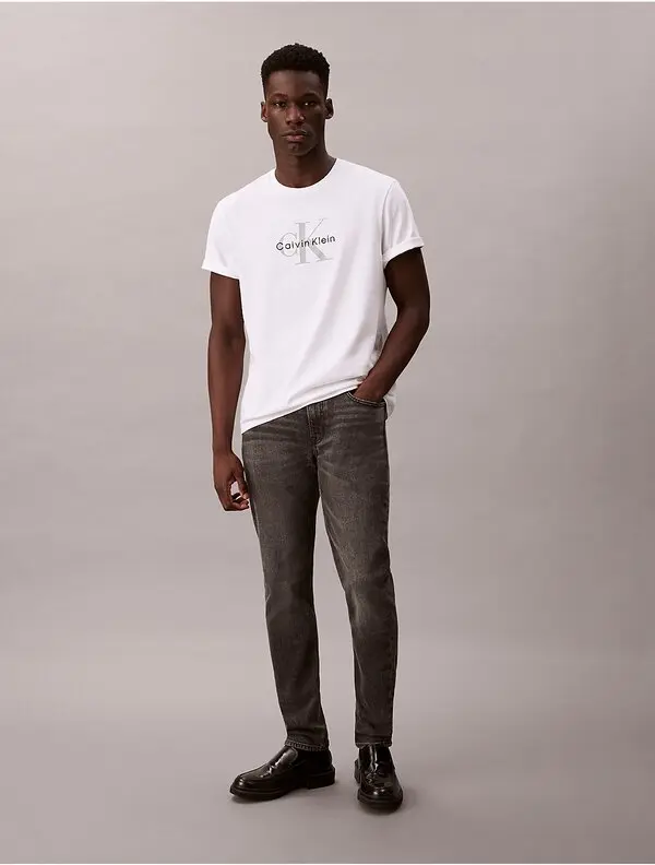 Calvin Klein Slim Tapered Jeans - Grey