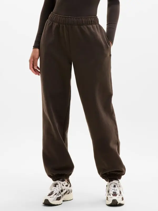 Athleta Forever Fleece High Rise Jogger - Truffle