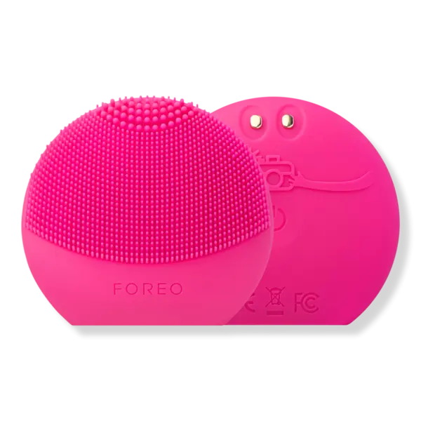 Foreo Luna 4 Play Smart Facial Cleansing Massager