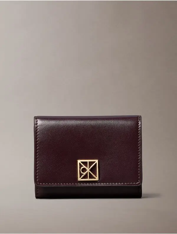 Calvin Klein Monogram Logo Emblem Leather Trifold Wallet - Fudge