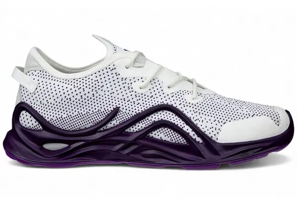 Ecco Lace Up Sneakers