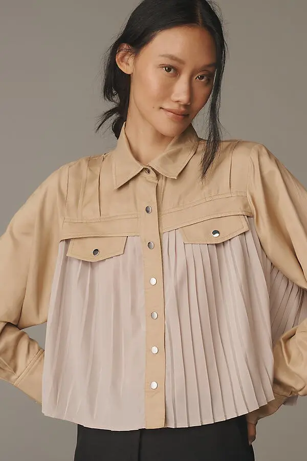 Anthropologie Pleated Swing Buttondown Shirt
