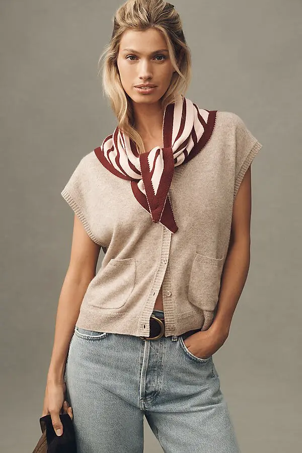 Anthropologie Triangle Knit Scarf - Wine/blush