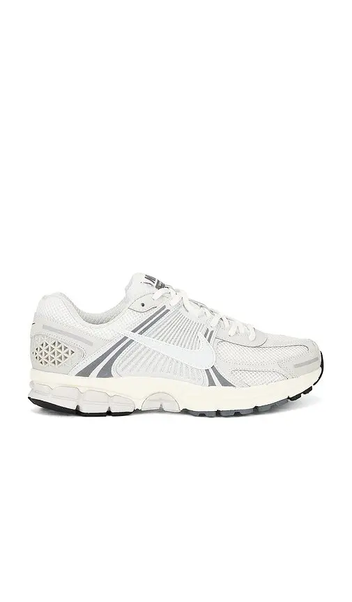 Nike Zoom Vomero 5 Se