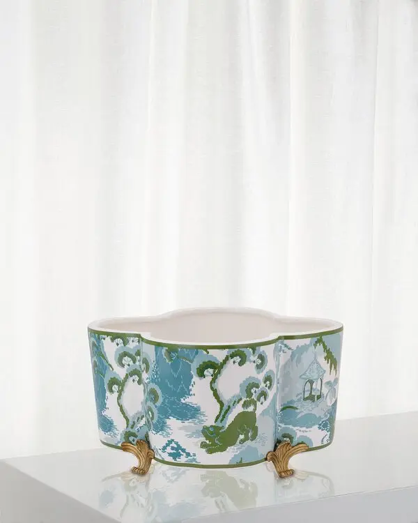 PORT 68 Canton Quatrefoil Planter