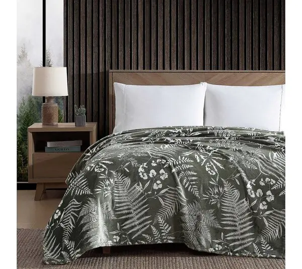 Eddie Bauer Fern Garden Green Plush Fleece Full /queen Blanket