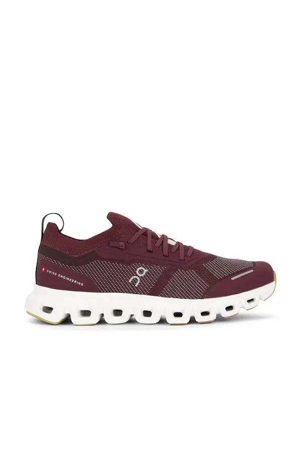 On Cloud Versa Sneakers - Mulberry & White