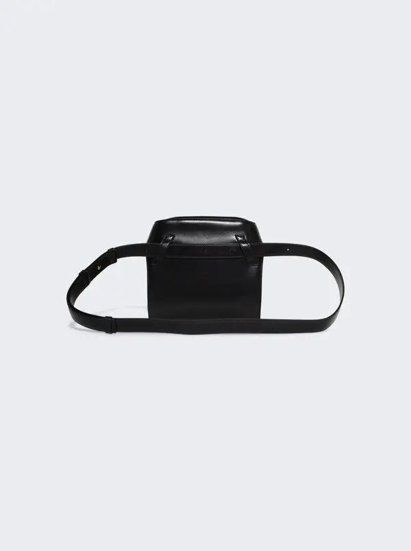 FERRAGAMO Hug Belt Bag - Black