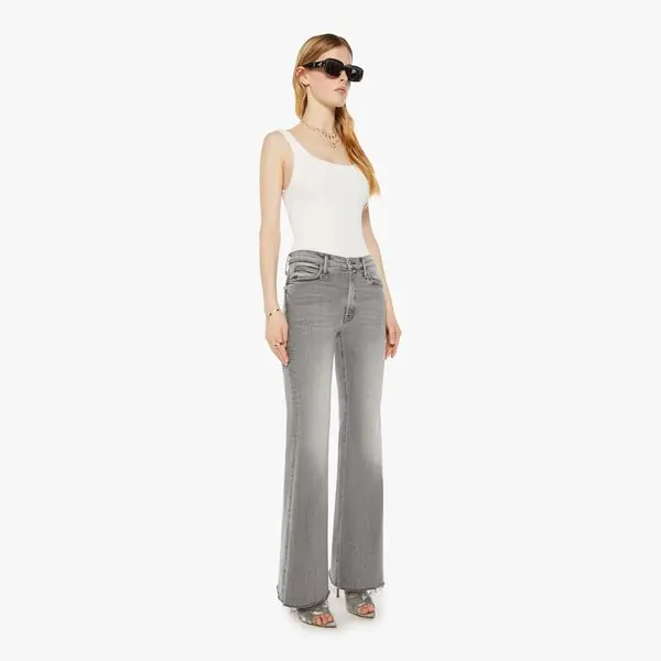 MOTHER The Doozy Sneak Fray Jeans