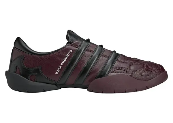 Adidas Regu 2002 Sneakers - Shadow Maroon/black